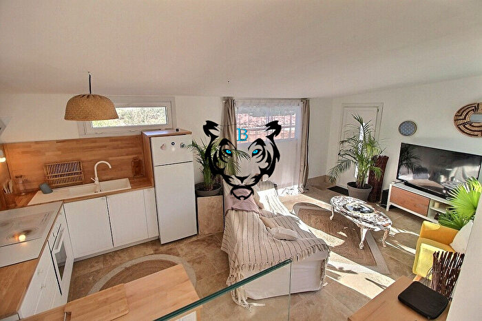 Maison à vendre - Roquebrune-sur-Argens, Golf - 4 pièces - 3 chambres