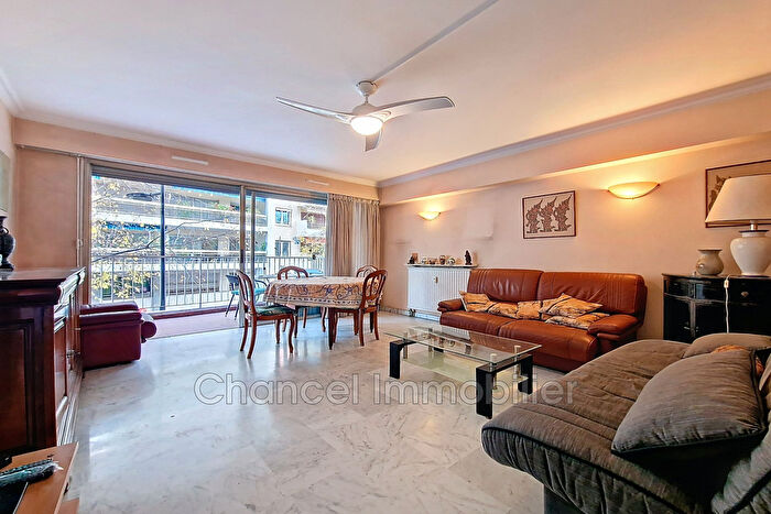 Appartement à vendre - Antibes, Juan-les-Pins, Le Cap - 3 pièces - 2 chambres