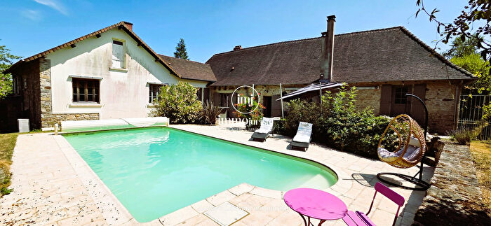 Maison 9 pièces à Ladignac-le-Long, à vendre