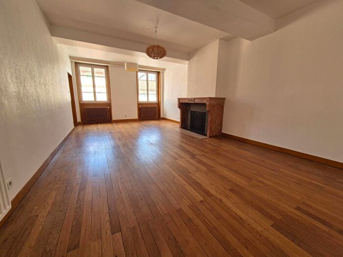 Maisons à vendre et appartements à louer - 3