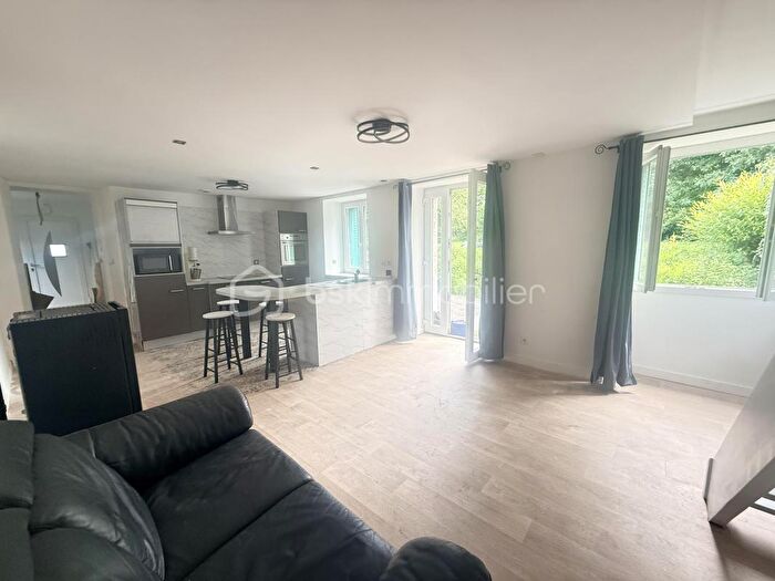 Hédé-Bazouges : Maison 3 pièces à vendre