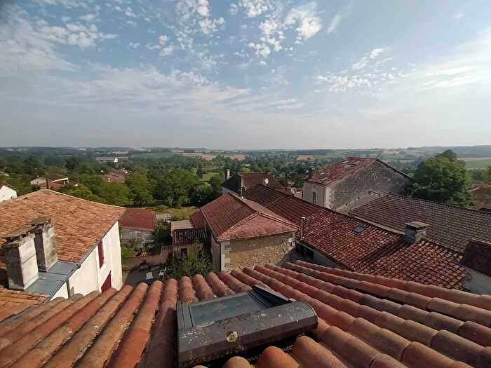 Appartement 3 pièces à Verteillac, à vendre