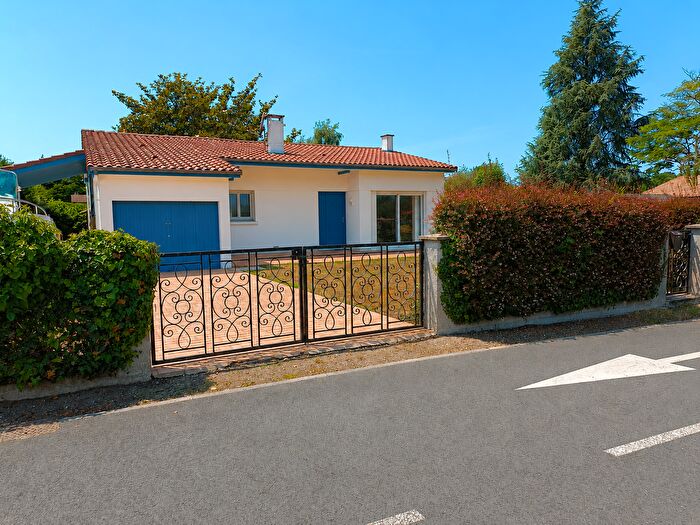 Gastes : Maison 4 pièces à vendre