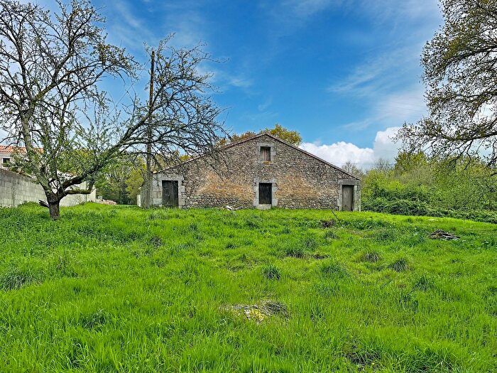 Maison à vendre - Avrillé - 1 pièce - 1 chambre