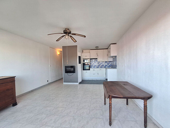 Appartement à vendre - Port-la-Nouvelle - 3 pièces - 2 chambres