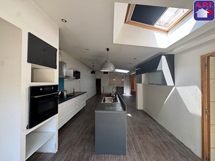 Pamiers, Centre-ville, Mercadal, Villeneuve : Appartement 5 pièces à vendre
