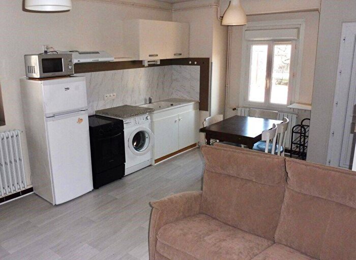 Appartement à louer - Viry - 2 pièces - 1 chambre
