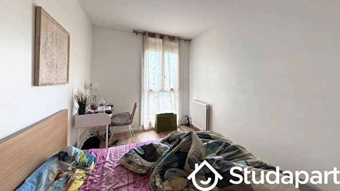 Pvé Neuf-Mont d'Est, Noisy-le-Grand - Appartement 1 pièce à louer