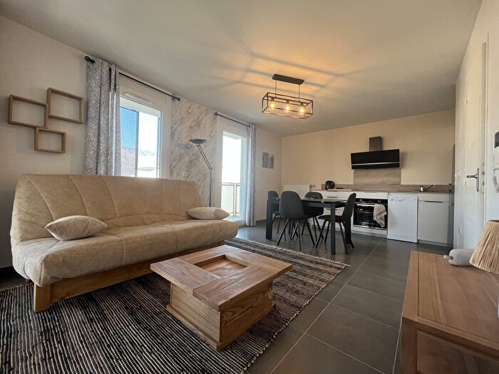 Appartement à louer - Grenoble, Jean Macé, Europole, Pôle Scientifique - 2 pièces - 1 chambre