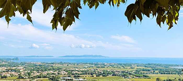 Maison à vendre - La Londe-les-Maures, Valcros, Alicastre, Haut Pansard, Bas Pansard, Le Pin - 5 pièces - 2 chambres