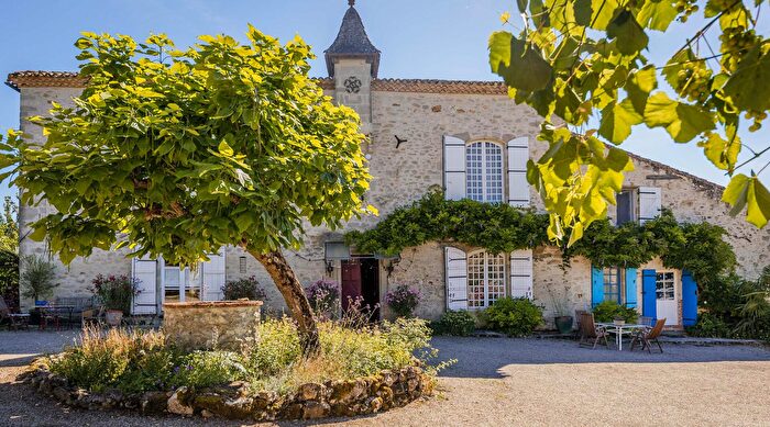 Maison 18 pièces à vendre - Villeneuve-sur-Lot, Zone rurale Nord