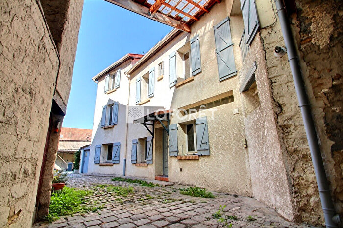 Nanterre, Centre-ville : Maison 6 pièces à vendre