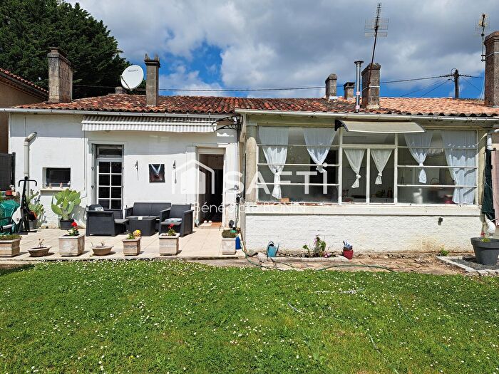 Mirambeau : Maison 5 pièces à vendre