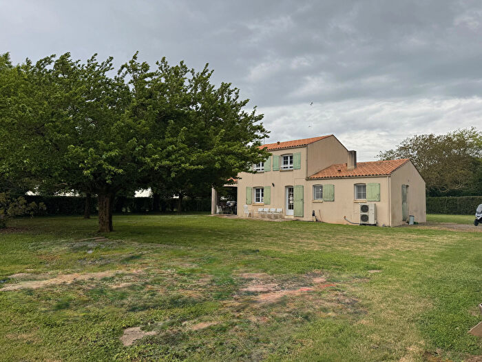 Maison 7 pièces à vendre - Fontenay-le-Comte, Chamiraud, Grissais, Le Gros Noyer