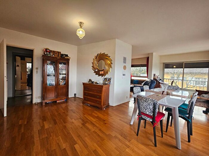 Appartement à vendre - Bourg-en-Bresse, Vennes, Bouvent, Charmettes - 4 pièces - 2 chambres