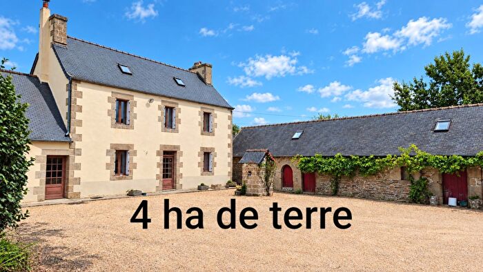 Maison 4 pièces à Plougonven, à vendre