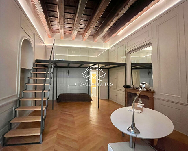 Appartement à vendre - Lyon e , Quartiers anciens - 6 pièces - 4 chambres