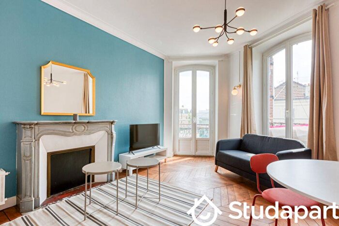 Appartement 1 pièce à louer - Rive Droite-Apport Paris Gare, Corbeil-Essonnes