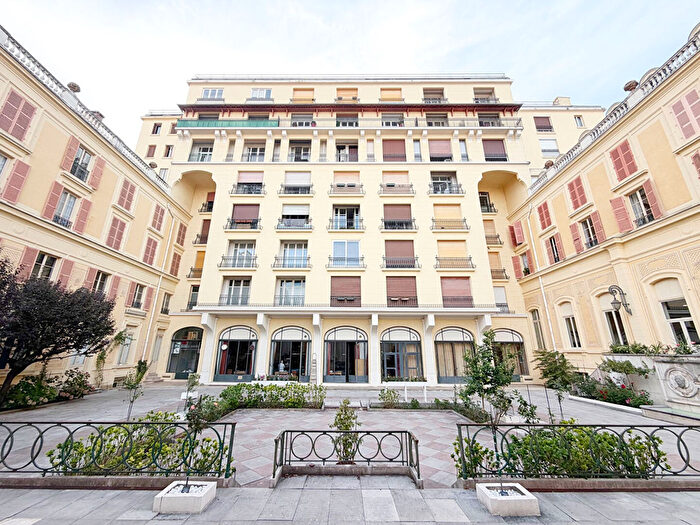 Appartement 5 pièces à vendre à Vichy, Thermal