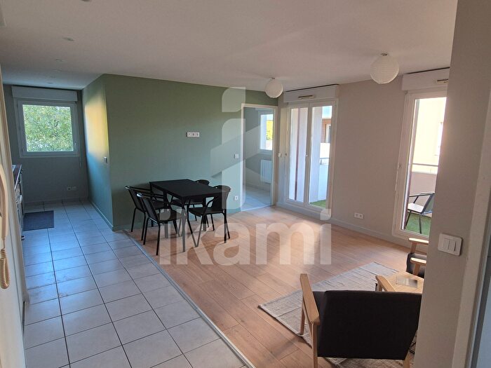 Appartement à vendre - Chambéry, Laurier - 3 pièces - 2 chambres