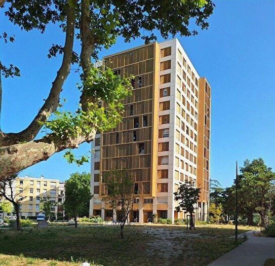 Appartement à louer - Saint Jean-Saint Genies, Avignon - 1 pièce