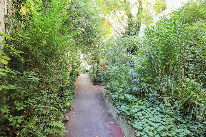 Appartement à vendre - Paris e , Jules Joffrin - 2 pièces - 1 chambre