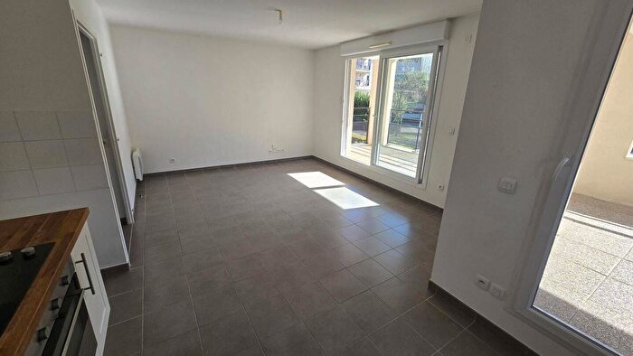 Appartement à louer - Eybens - 2 pièces - 1 chambre