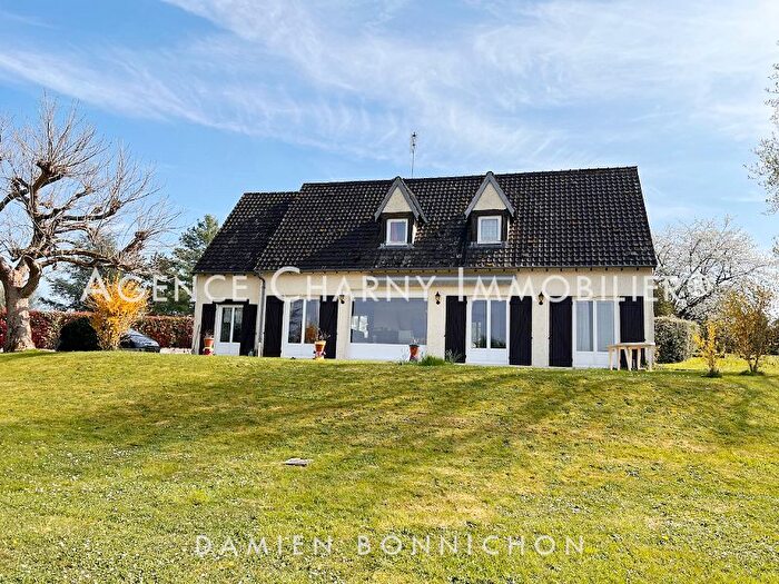 Maison à vendre - Charny - 9 pièces - 6 chambres