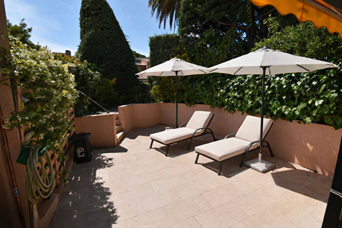 Appartement à vendre - Saint-Raphaël, Santa-Lucia - 3 pièces - 2 chambres