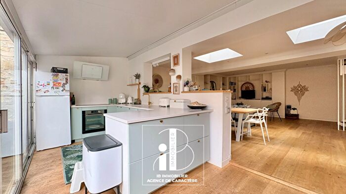 Maison 6 pièces à Fontainebleau, Constance, Fleury, à vendre