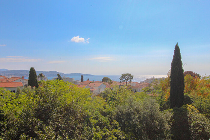 Nice, Caucade : Appartement 5 pièces à vendre