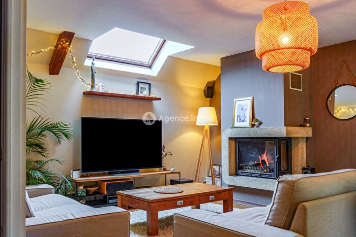 Maison à vendre - Monts - 7 pièces - 5 chambres