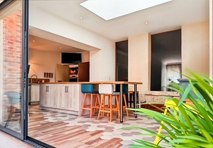 Maison à vendre - Romorantin-Lanthenay, Les Aubiers, La Genetière - 6 pièces - 5 chambres