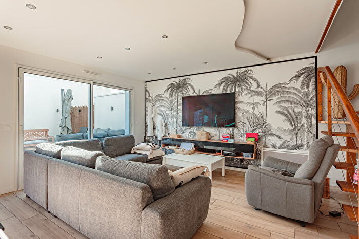 Maison à vendre - Anglet, Hardoy Courbois, Numa, Choisi - 5 pièces - 4 chambres