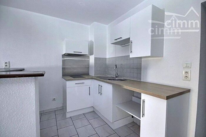 Appartement à louer - Centre Ville, Le Teil - 2 pièces - 1 chambre