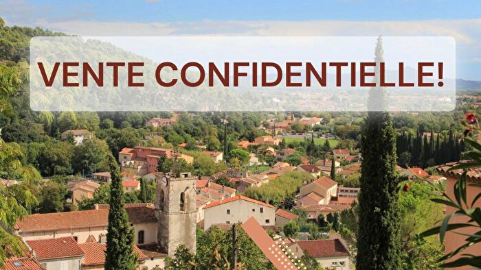 Maison à vendre - Solliès-Toucas - 6 pièces - 3 chambres