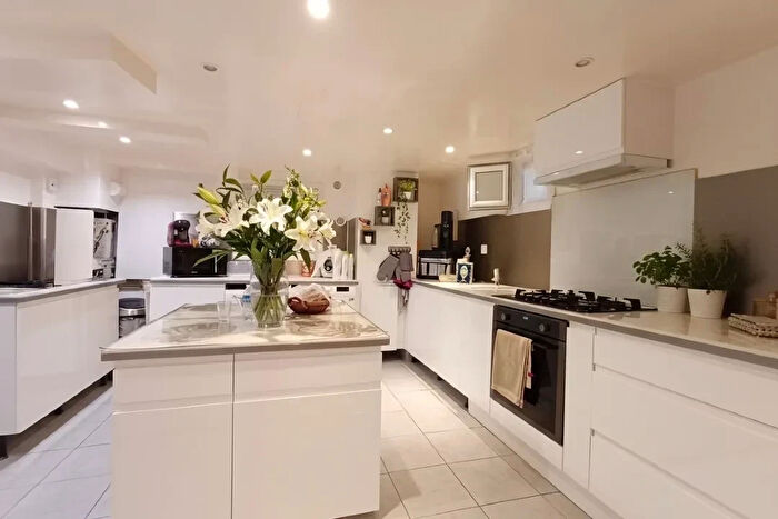 Maison à vendre - Épinay-sur-Seine, Les Béatus, Les Mobiles, La Briche, Bluementhal - 4 pièces - 3 chambres