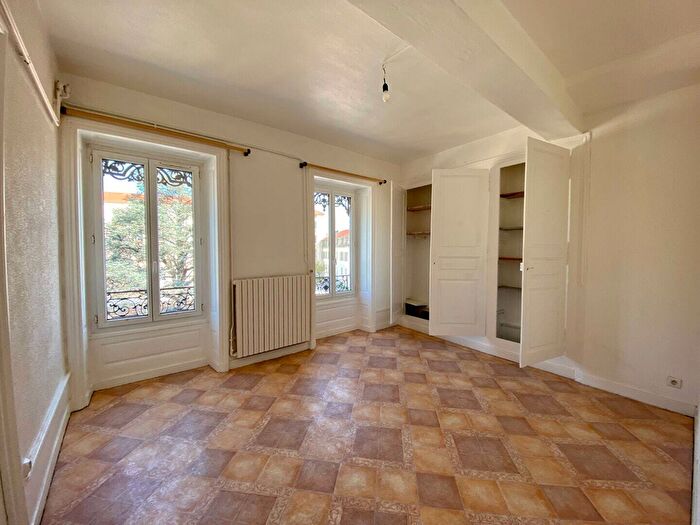 Appartement à louer - Estialet le Bouchet, Montbrison - 3 pièces - 1 chambre