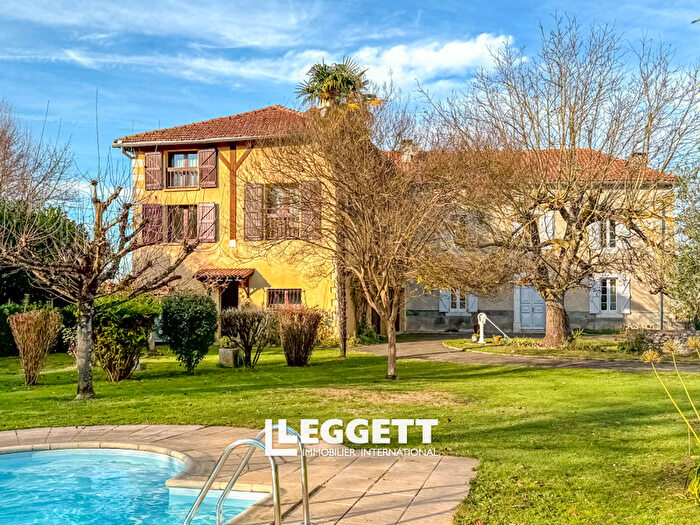 Maison à vendre - Labarthe-Rivière - 11 pièces - 7 chambres