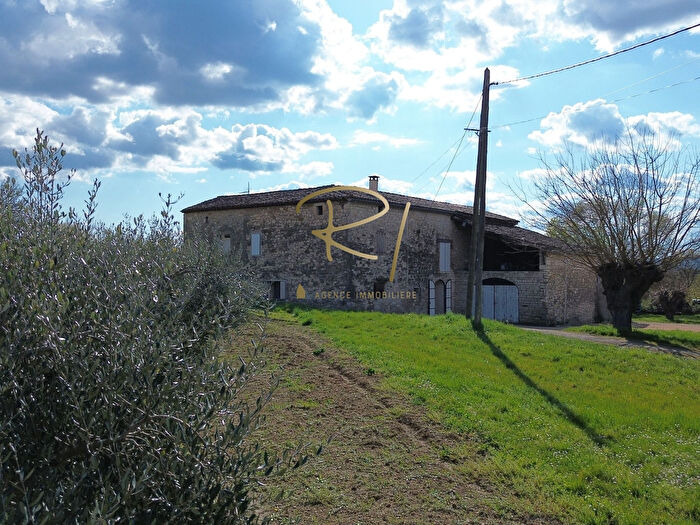 Maison 5 pièces à Saint-Jean-de-Maruéjols-et-Avéjan, à vendre