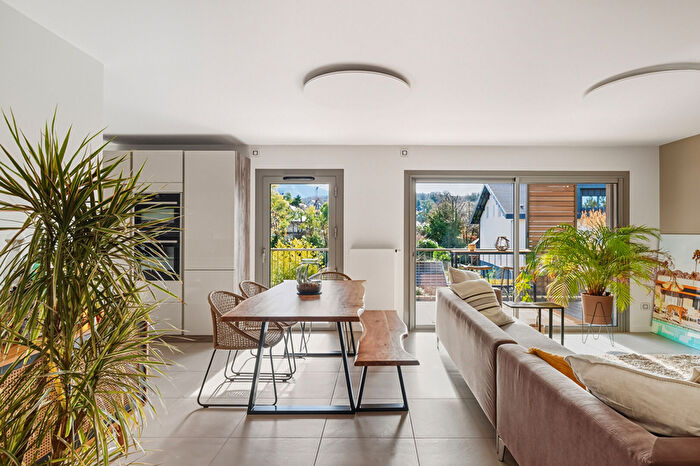 Appartement à vendre - Menthon-Saint-Bernard - 3 pièces - 2 chambres