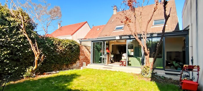 Maison à vendre - Nanterre, Mont Valérien - 6 pièces - 4 chambres