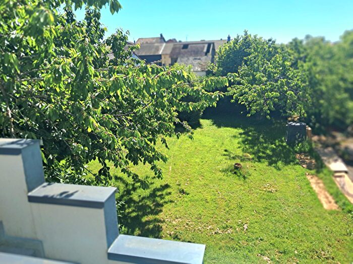 Maison 5 pièces à Errouville, à vendre