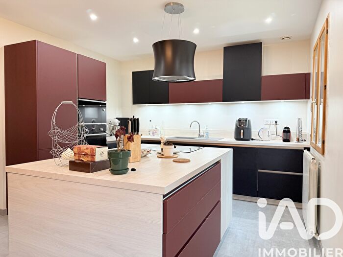 Maison à vendre - Boutigny-sur-Essonne - 8 pièces - 5 chambres