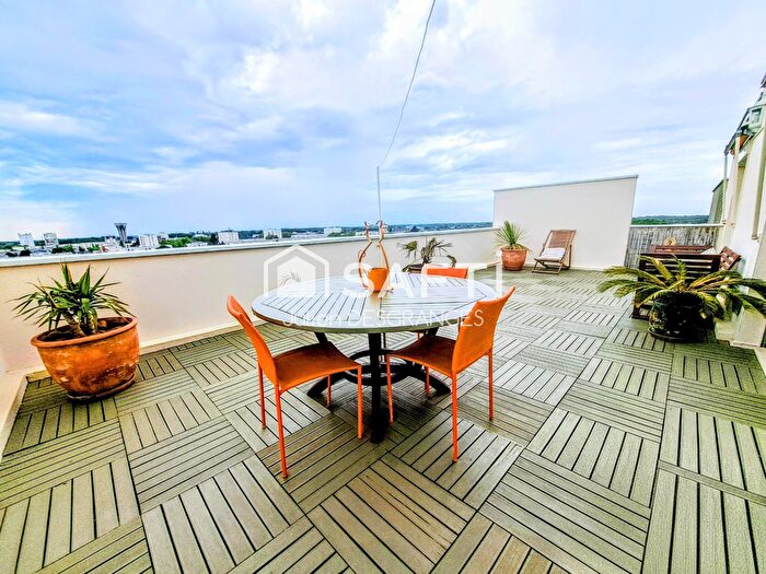 Tours, Velpeau : Appartement 5 pièces à vendre