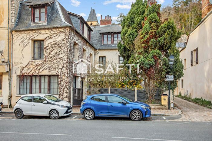 Maison à vendre - La Roche-Guyon - 7 pièces - 5 chambres