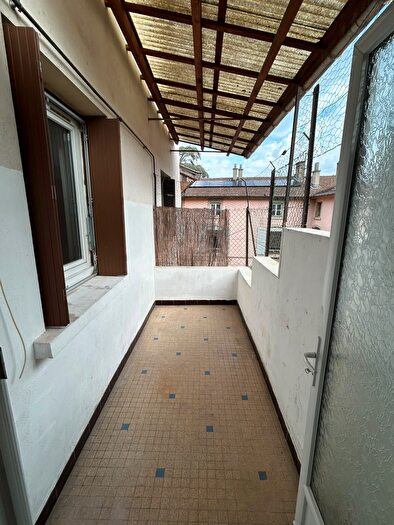 Bourgoin-Jallieu, Centre-ville, Pont Saint-Michel - Appartement 4 pièces à louer