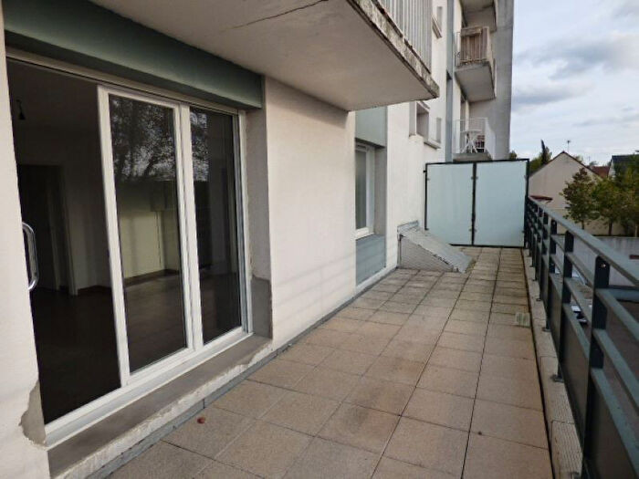 Conflans-Sainte-Honorine, Chennevières : Appartement 2 pièces à louer