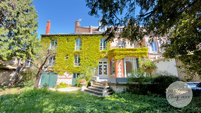 Maison 11 pièces à vendre - Troyes, Saint-Martin