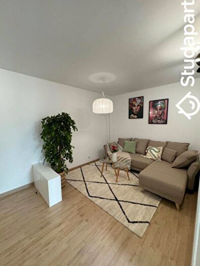 Le Point du Jour-Centre Gare, Cergy : Appartement 1 pièce à louer